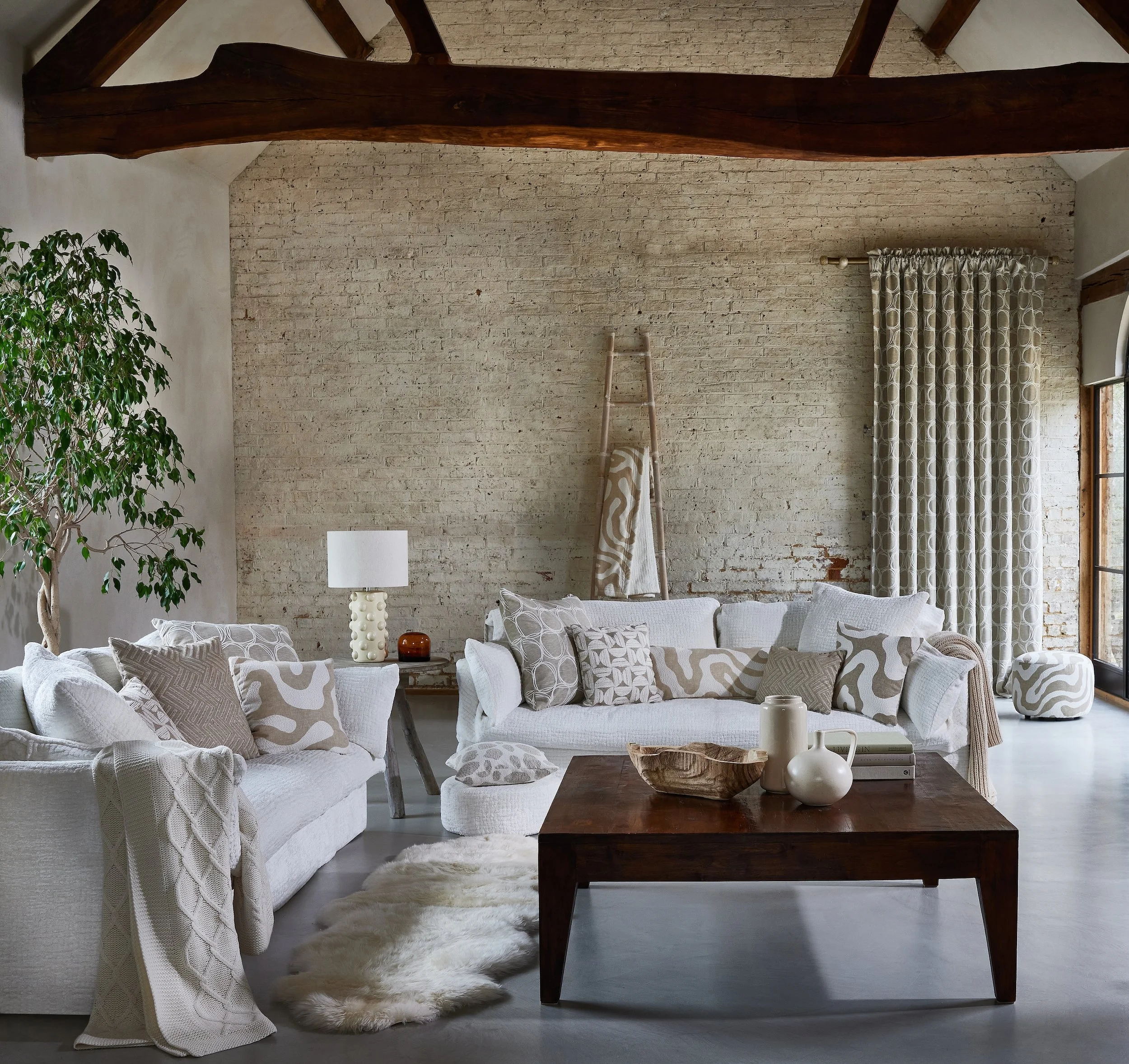 Carvosso Curtains & Blinds