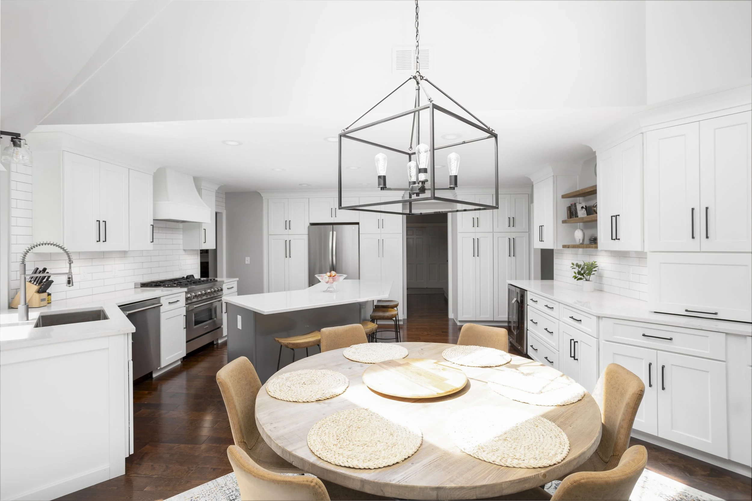 Mik Homes - Kitchen and Bathroom Remodeling