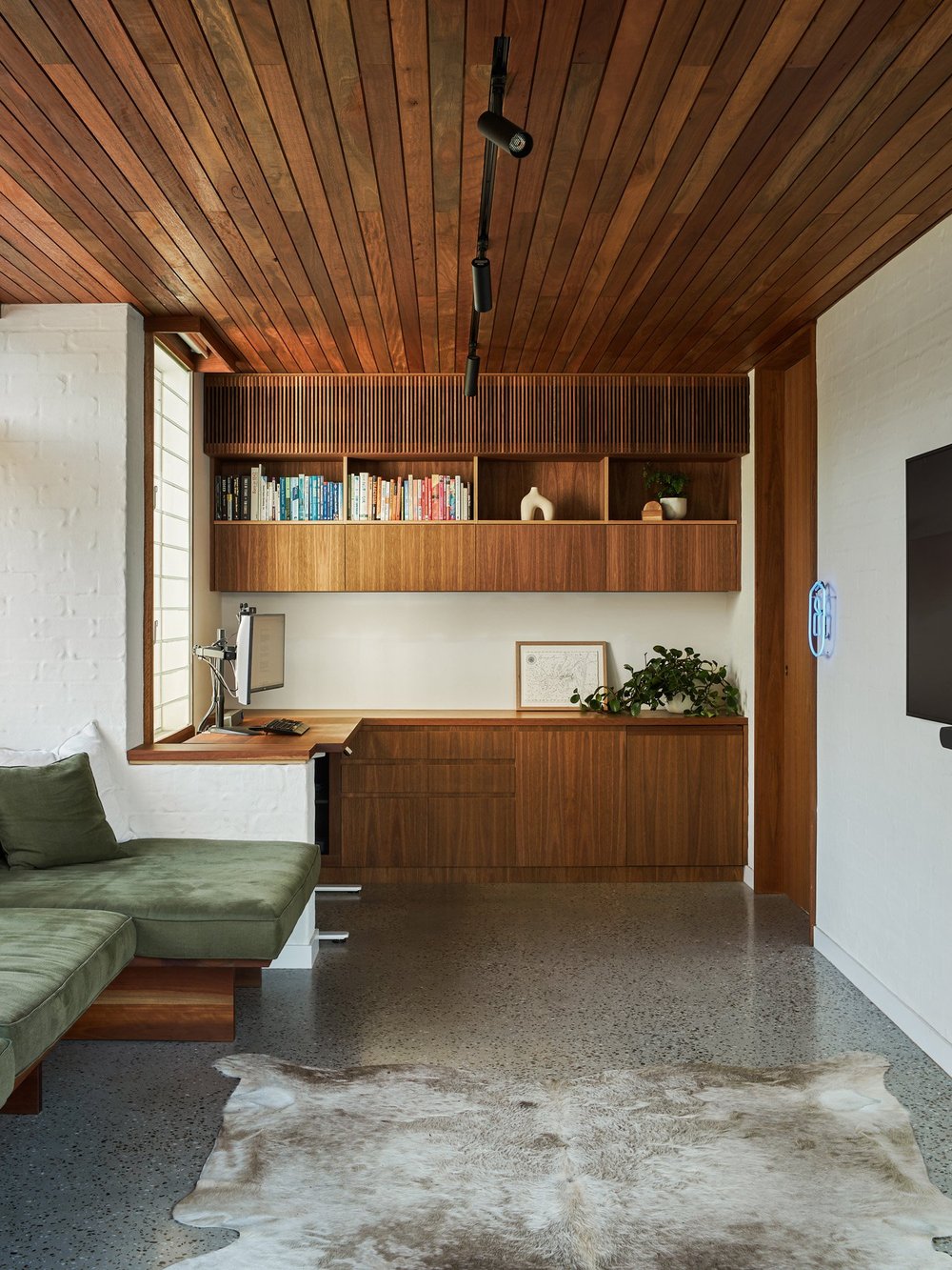 Suffolk House — DFJ Architects