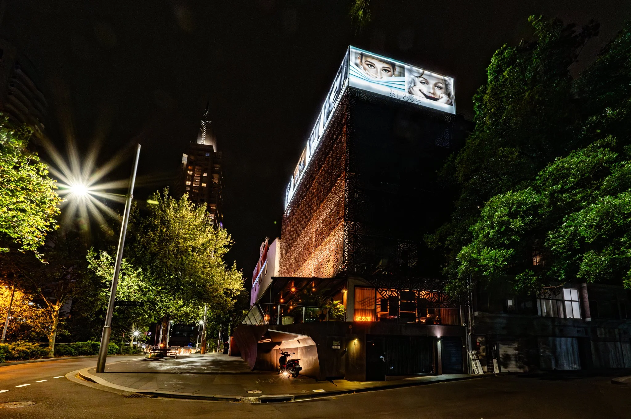 Cocktail Bar & Restaurant Darlinghurst, Sydney | The Velvet Glove