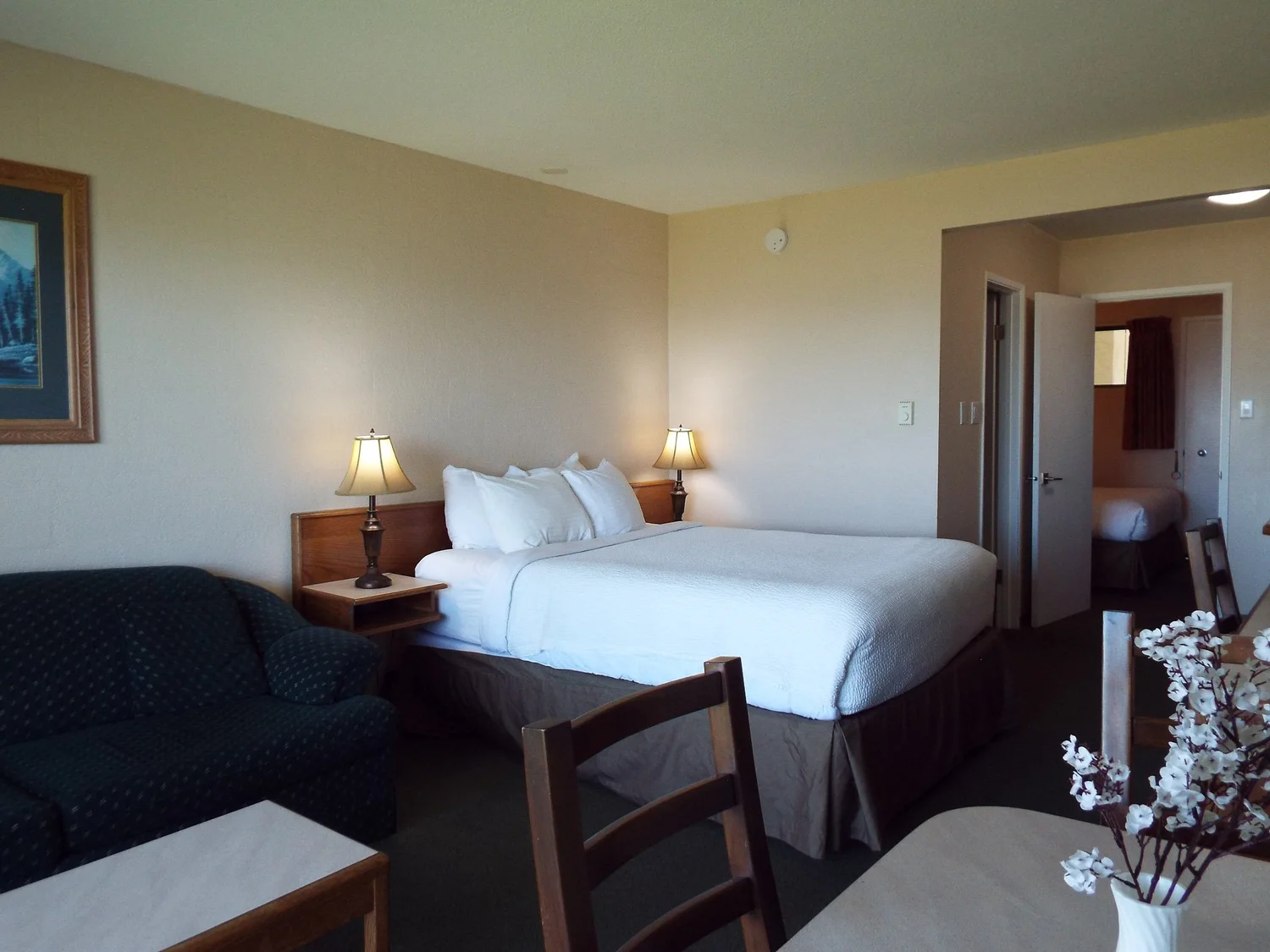 Rooms — Sea Edge Beachside Hotel