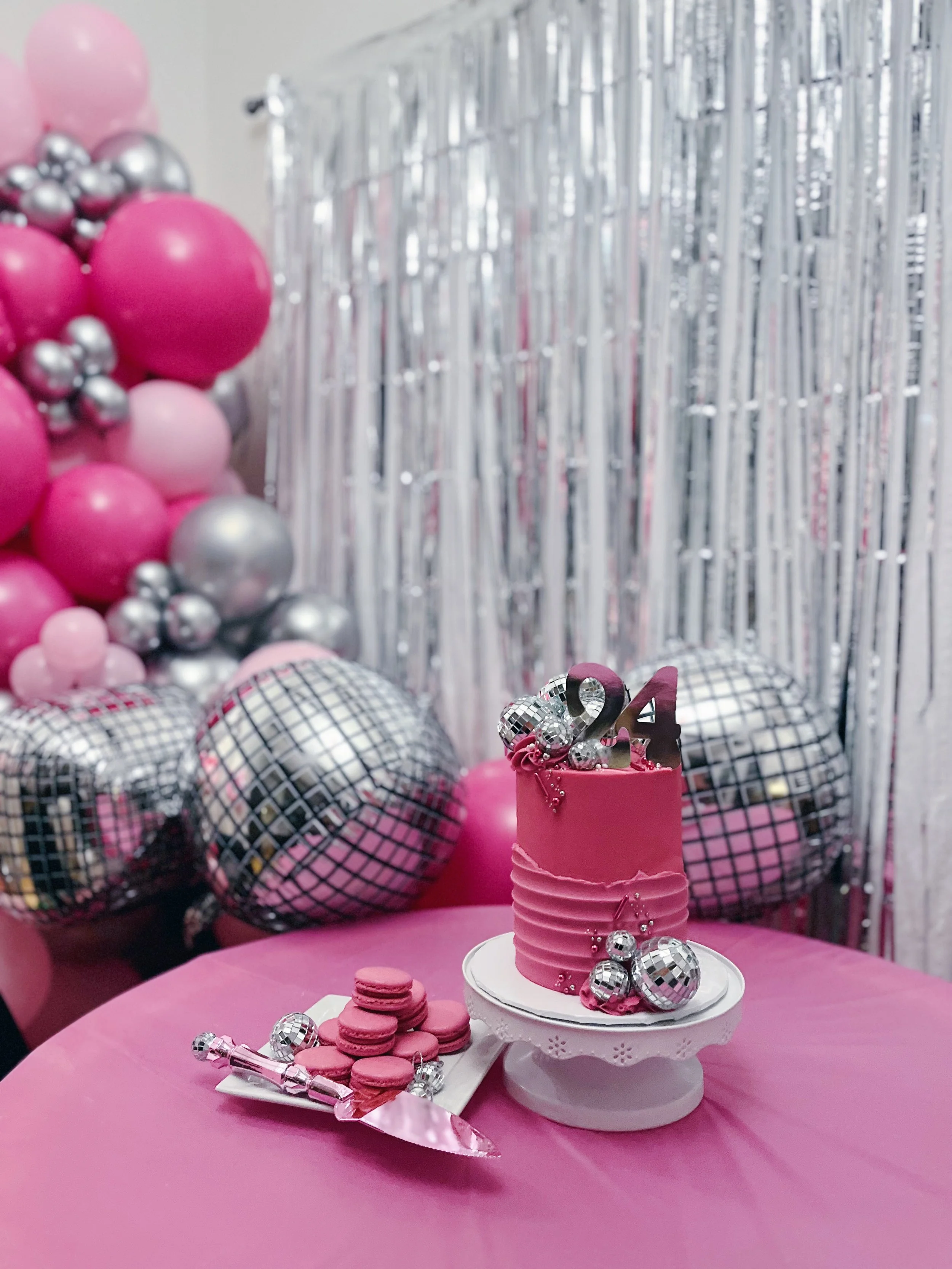 Come Join the Party! Luxury balloons + Party planning in Halifax, NS