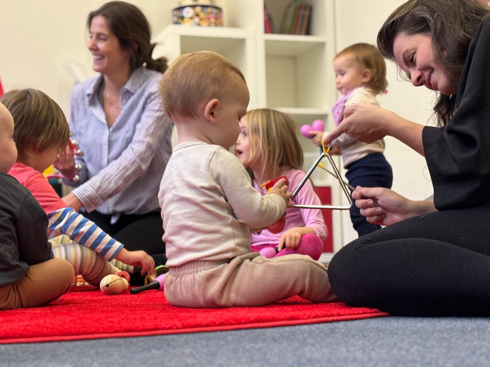 KINDER CLASSES — Vivace