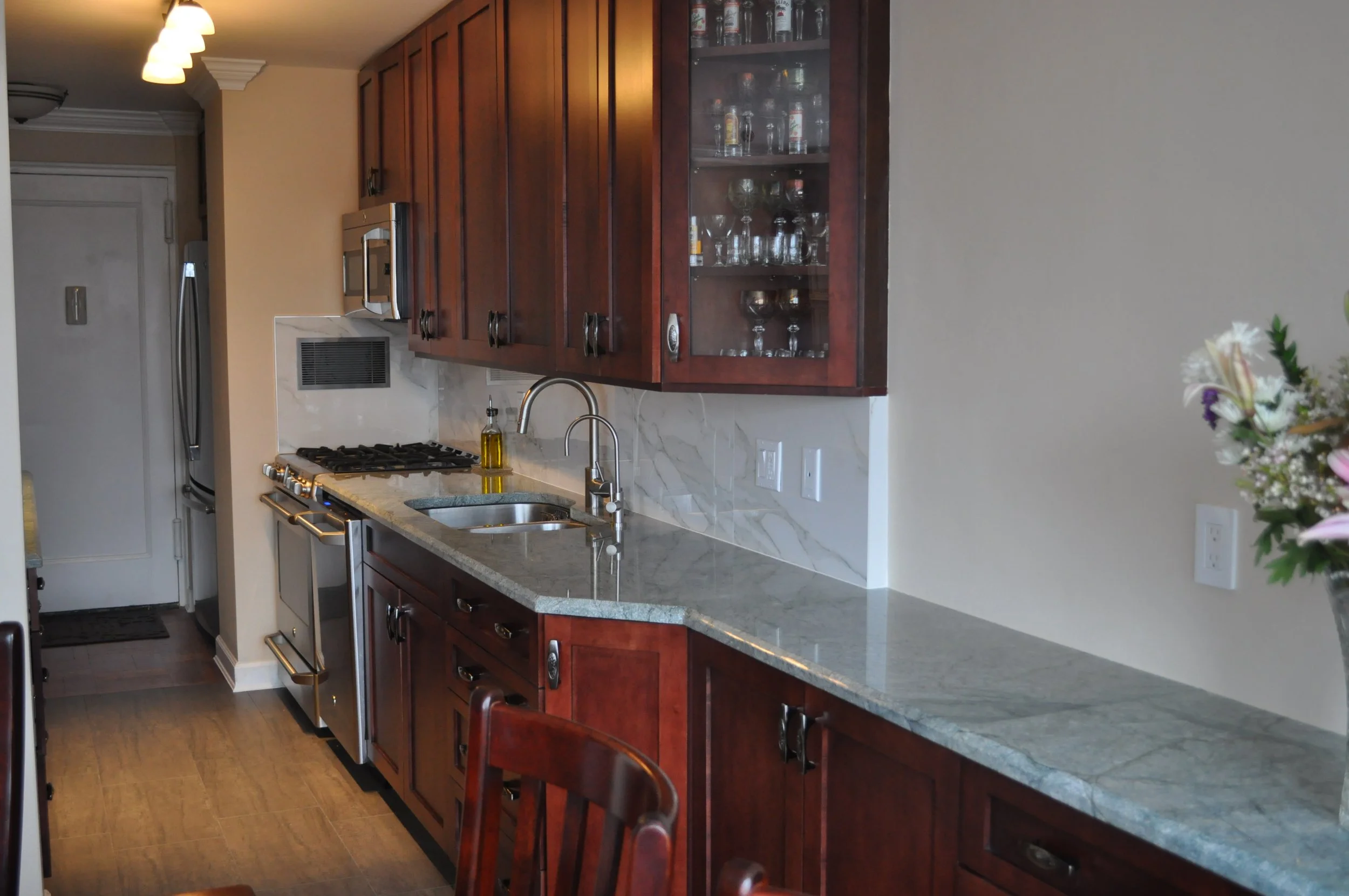 Briar Oaks Apartment — Renaissance Renovations