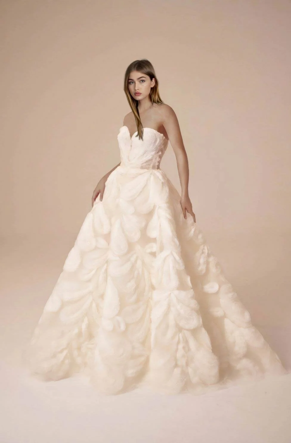Find Your Dream Wedding Dress, Virtually!