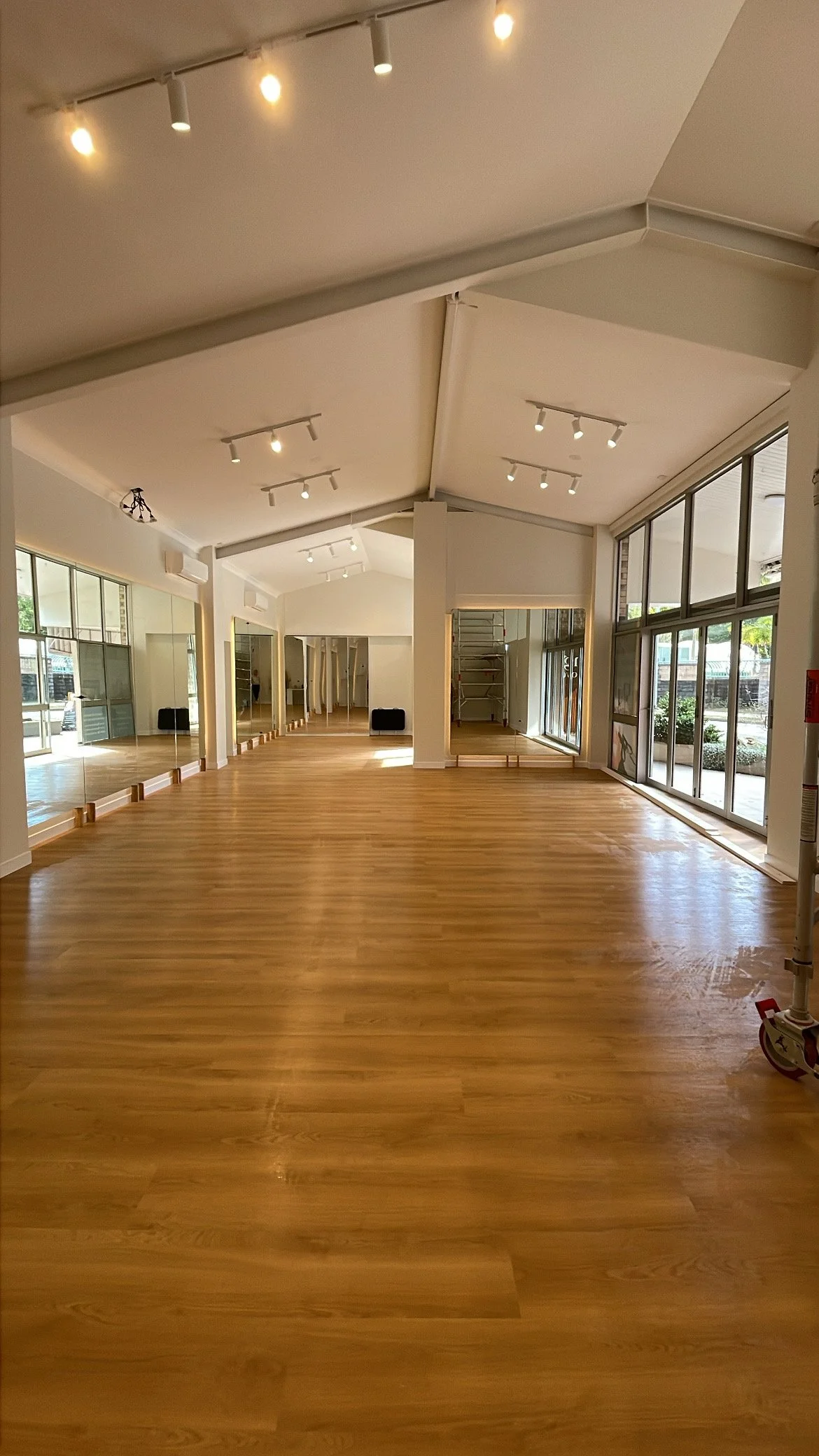 Redefine Reformer Pilates