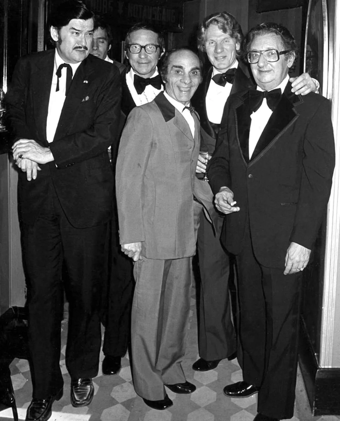 George Carl Bio — ICHOF
