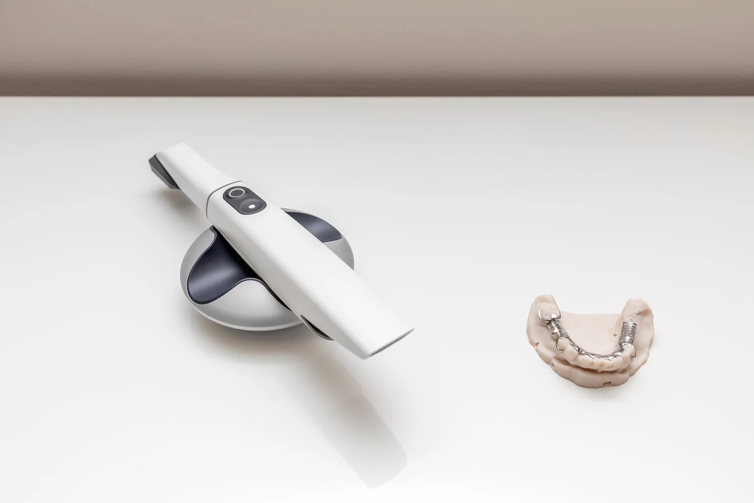 Link Intraoral Scanners with Pearl Dental Lab | Medit, Carestream ...