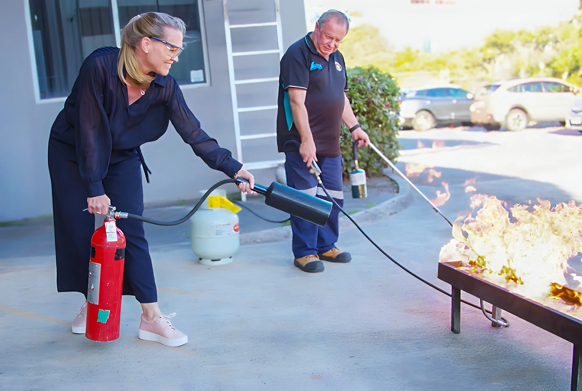 Demonstrate First Attack Firefighting Equipment - CPPFES2005 ...