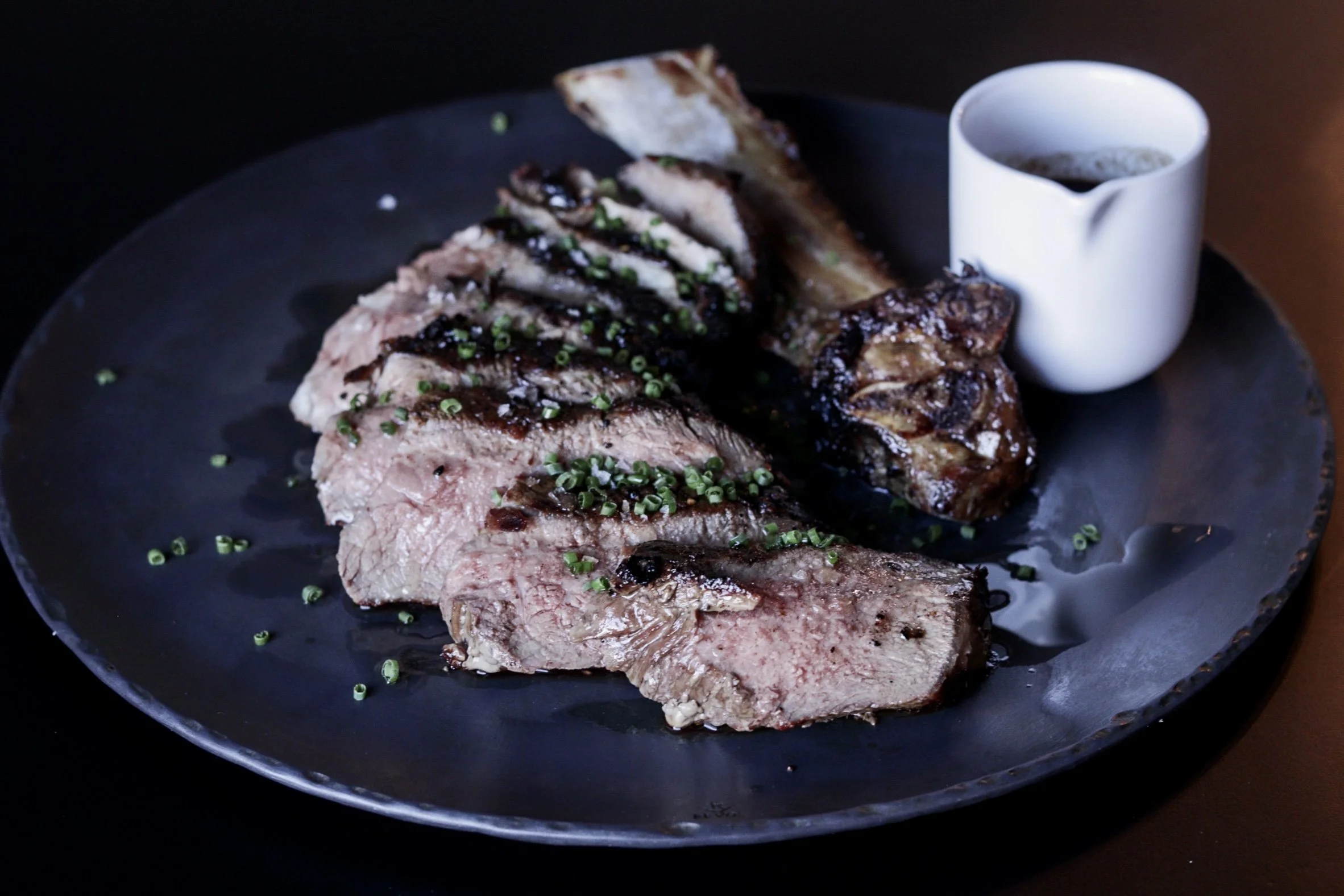 Derrick's Steakhouse - Kelowna Steakhouse