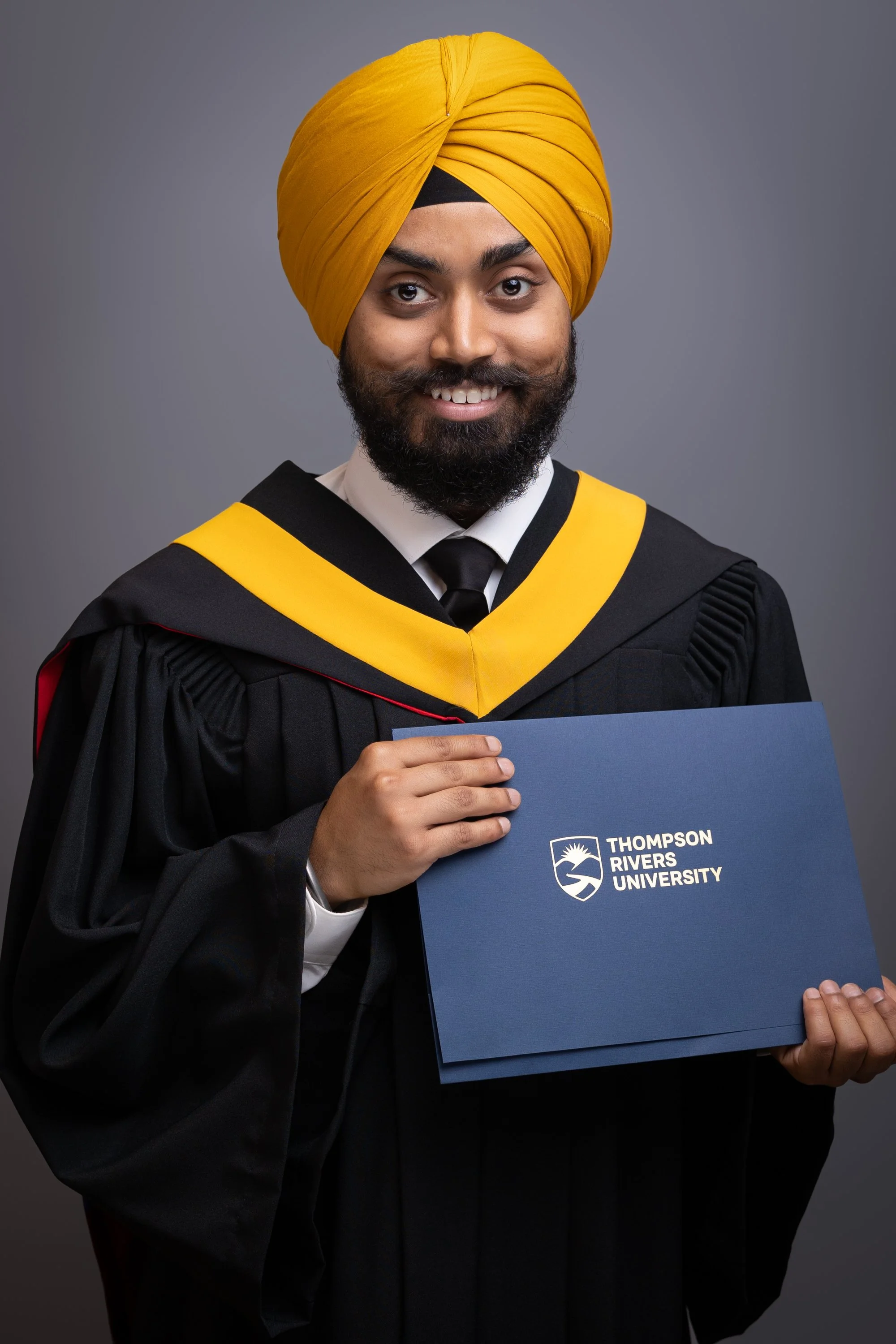 TRU GRAD PORTRAITS — KIM ANDERSON