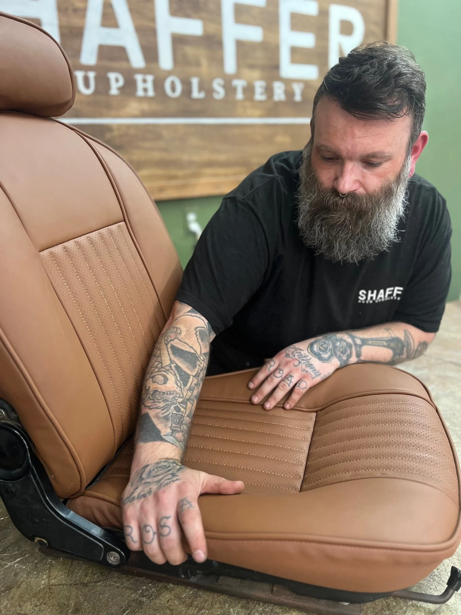 SHAFFER CUSTOM AUTO UPHOLSTERY