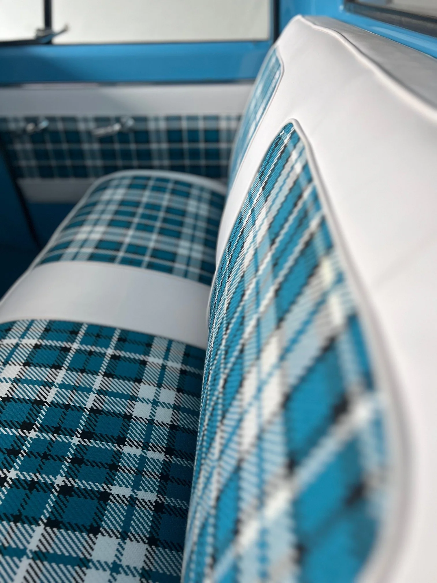 SHAFFER CUSTOM AUTO UPHOLSTERY