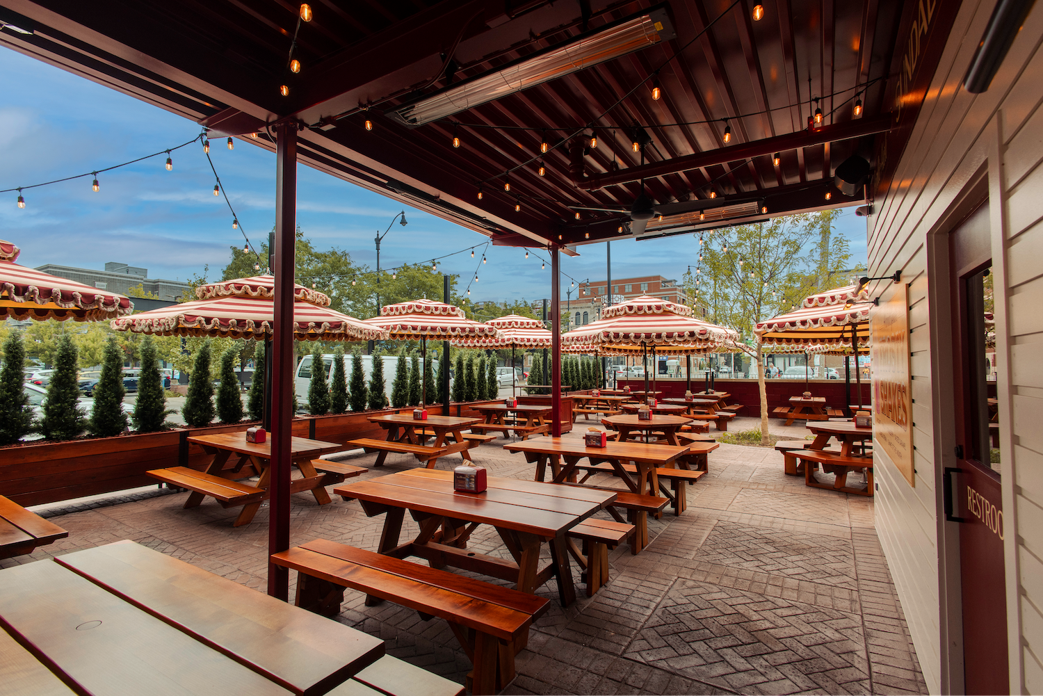 Logan Square — Small Cheval | Chicago