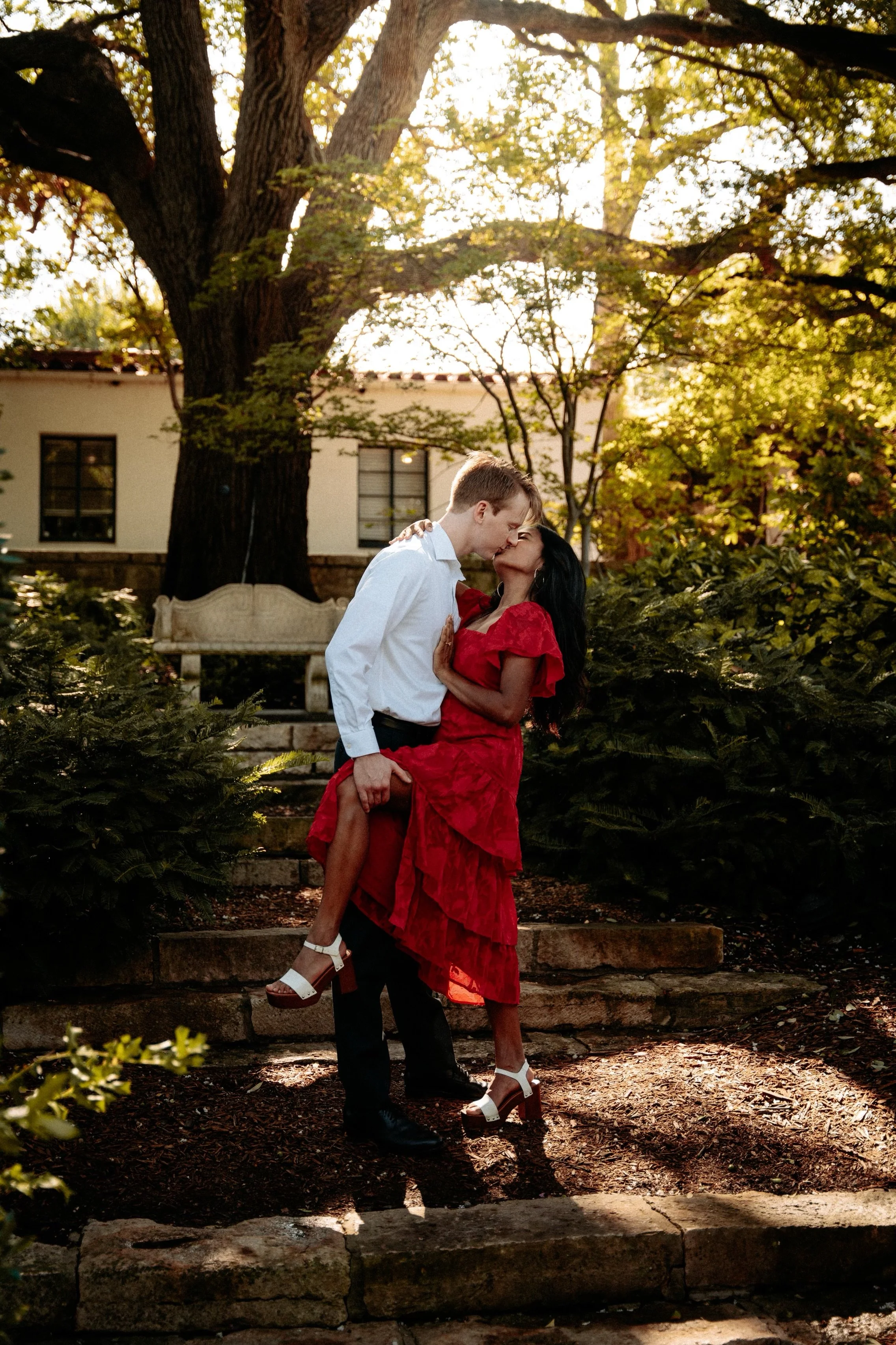 MAY & SONS PHOTO & CINEMA