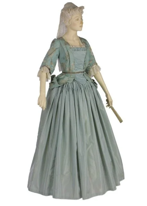 1720s Women’s Fashion — Historia Unstitched