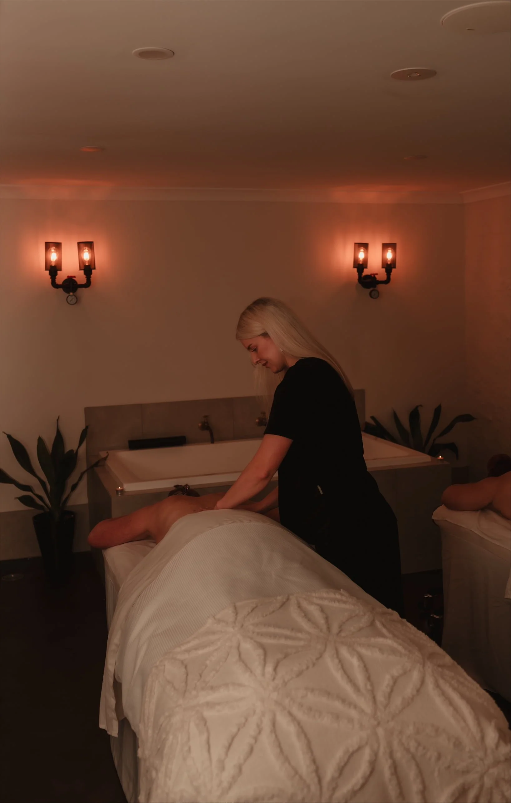 Relaxation, Muscular & Hot Stone Massages Bunbury