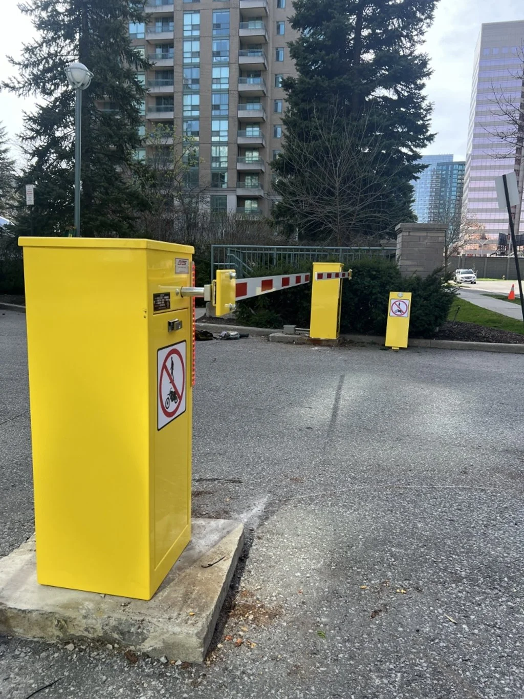 Liftmaster Commercial Garage Door Openers | Overhead Door Residential ...