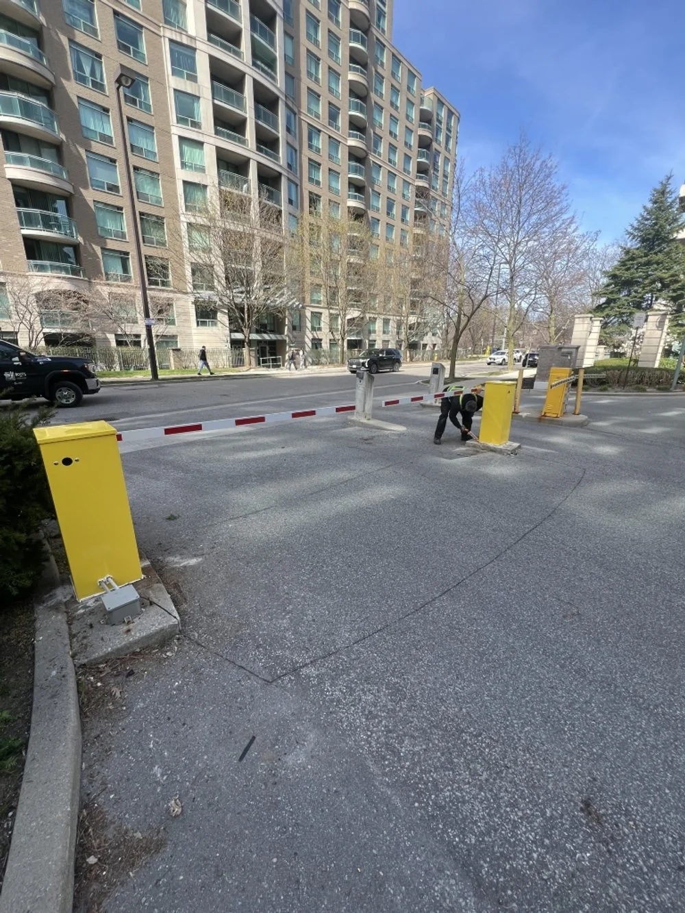 Liftmaster Commercial Garage Door Openers | Overhead Door Residential ...