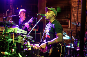 Moore's Tavern & Sports Bar