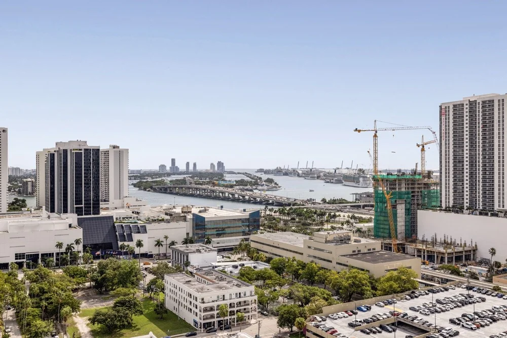 Gallery 1 — Uni Tower | Apartments in Miami, FL