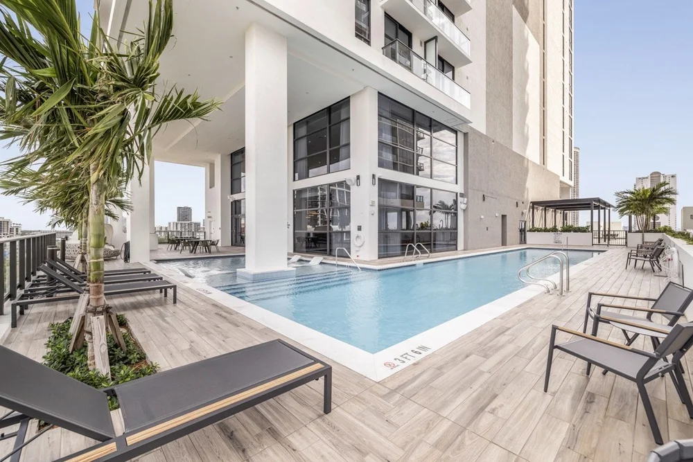 Gallery 1 — Uni Tower | Apartments in Miami, FL