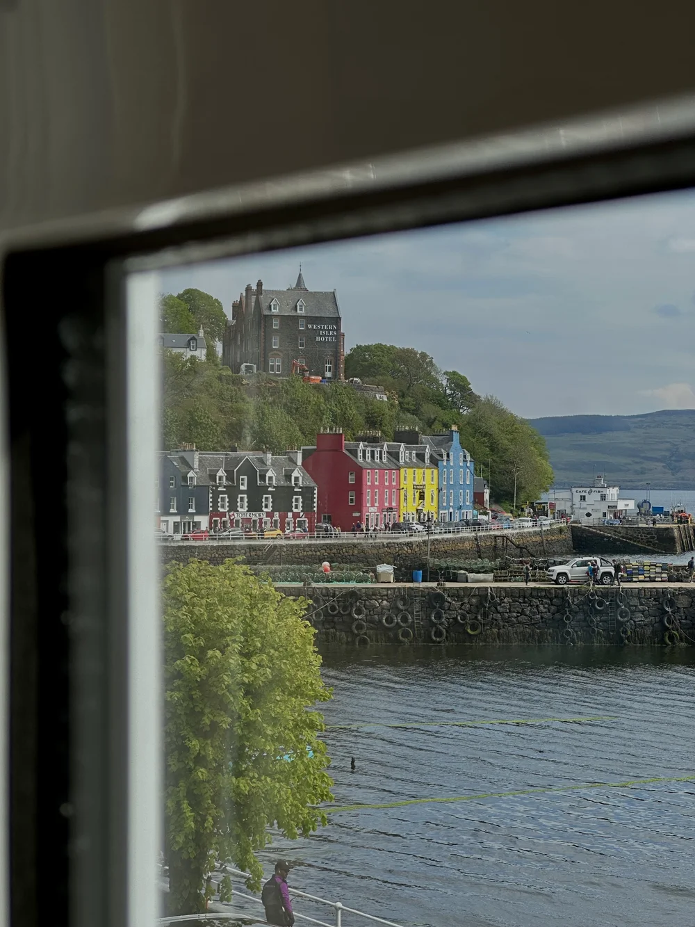 Rooms at The Tobermory Hotel · Sea View & Family Accommodation