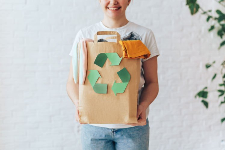 25 Creative Recycle Clothes Ideas with DIY Projects — EARTH PUZZLE