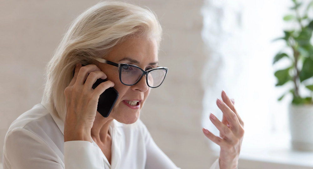 When a Customer Complaint Goes Viral: Navigating the ‘Media Storm ...