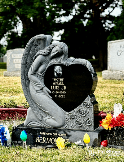 Intricate Bas Relief, Shaped Carvings & Lettering for Memorials ...