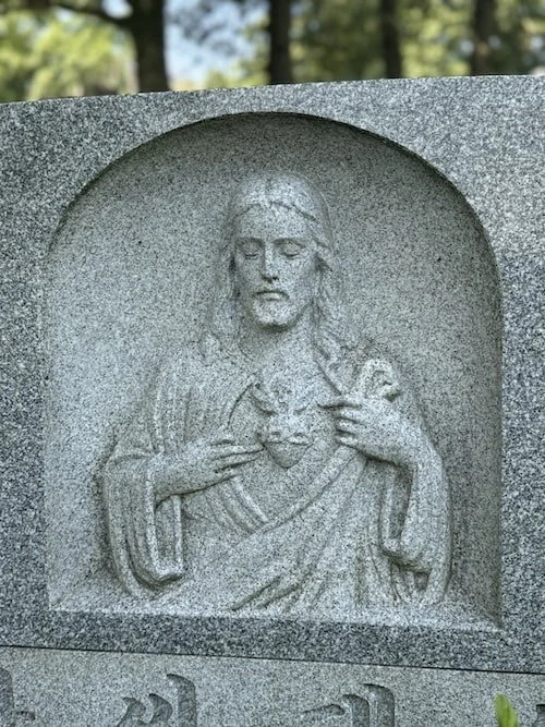 Intricate Bas Relief, Shaped Carvings & Lettering for Memorials ...