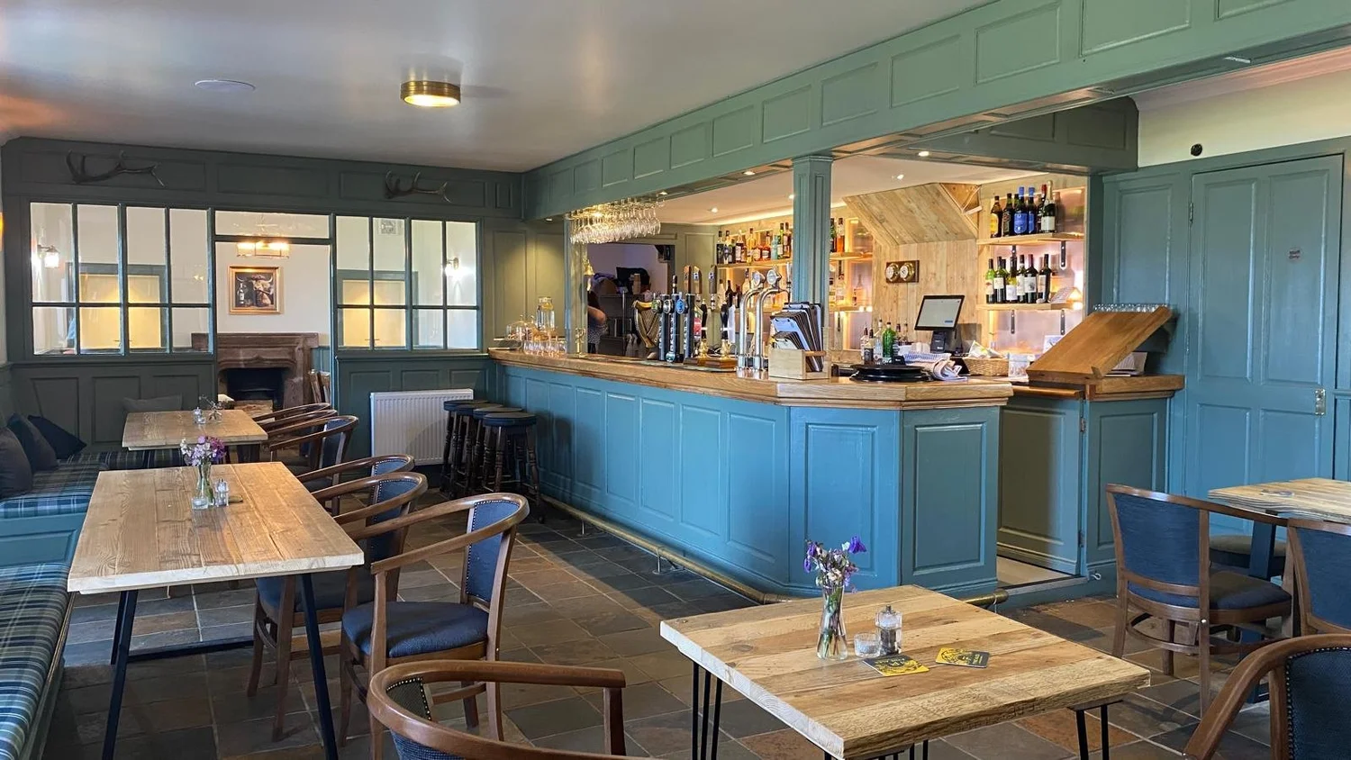 Oystercatcher Pub — Ballimore Estate
