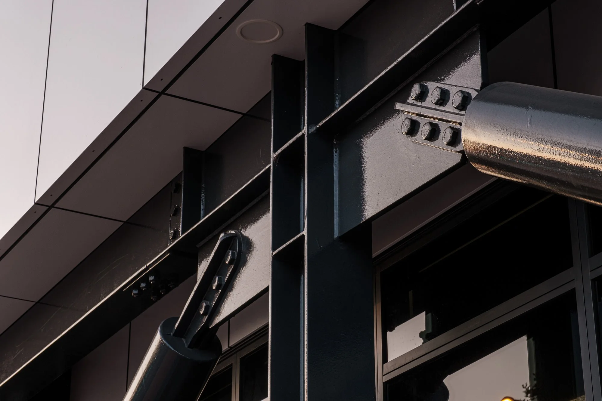 ACM Panel facade instalation at Hastings Police Station — Architectural ...