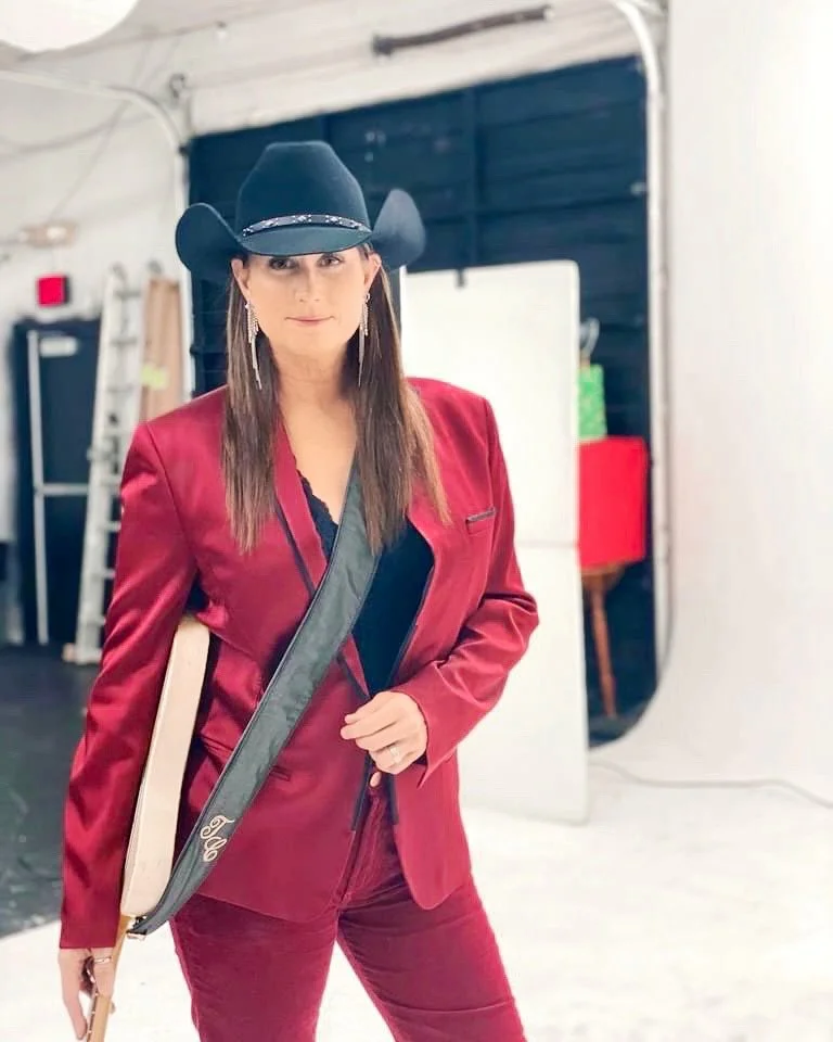 HAYBELLE CO. — Cyndi Thomson - Official Website