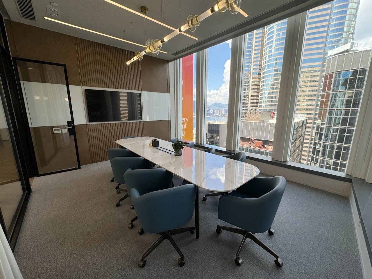 ONE CHINACHEM CENTRAL SERVICED OFFICES — Best Serviced Offices in Hong ...
