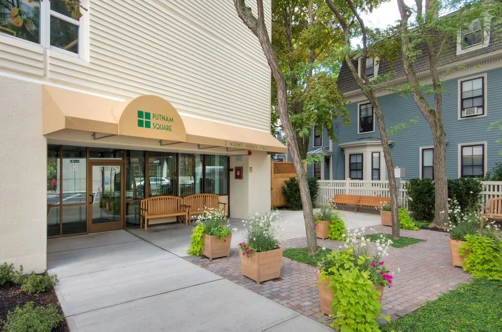Putnam Square — HRI