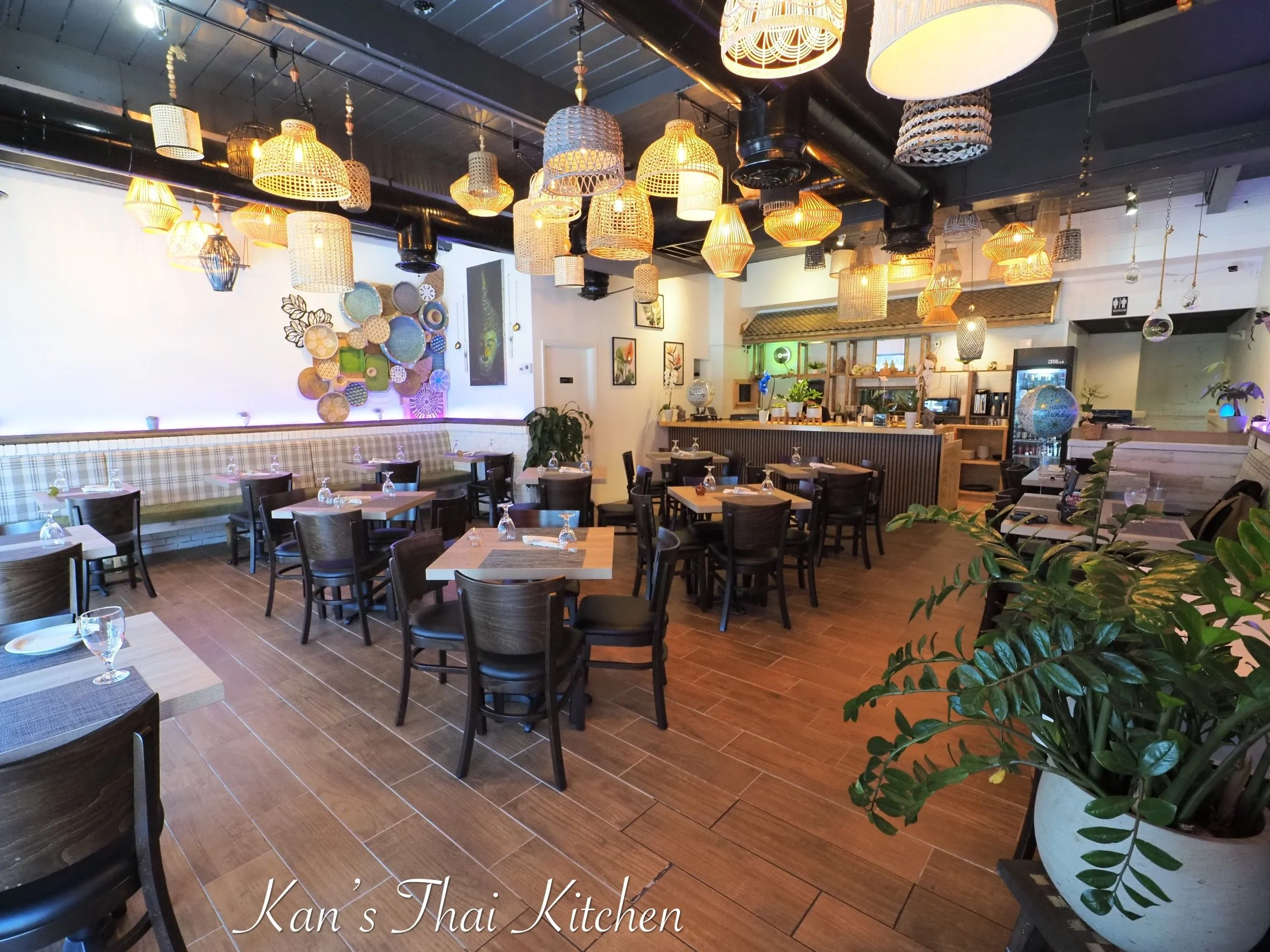 Kan's Thai Kitchen | Discover Thai Flavors - Order Now