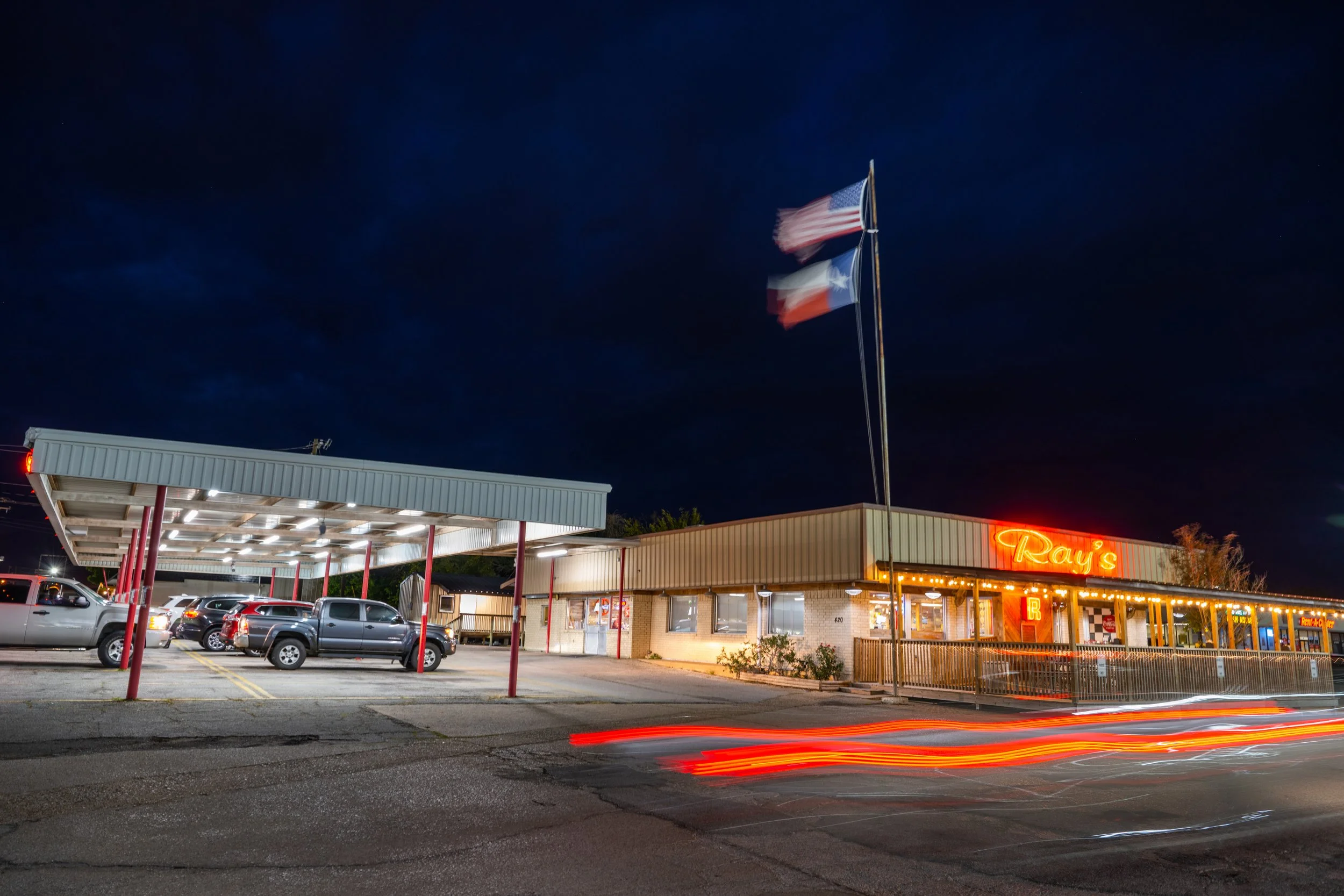 Ray's Drive In