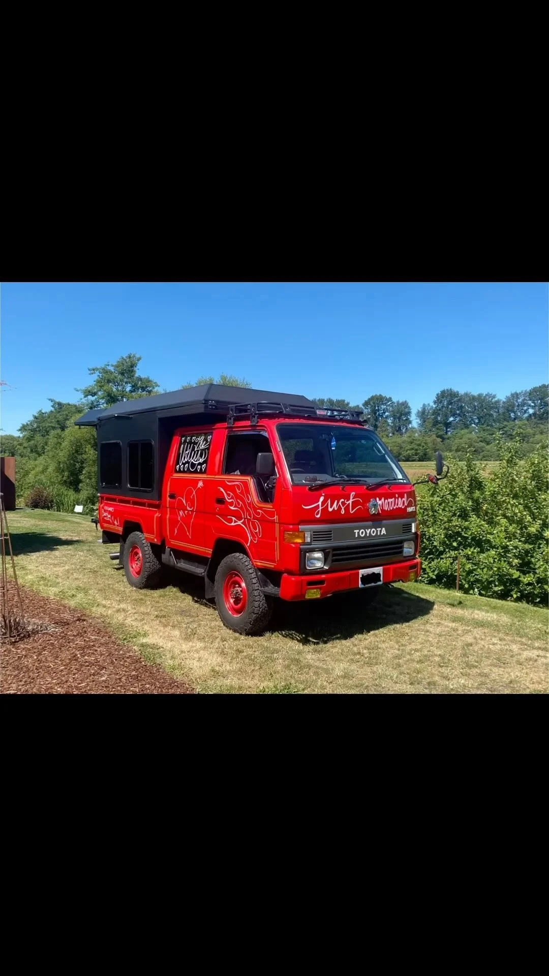 Skagit Farm Weddings- Amenities- Saltbox Barn — The Saltbox Barn