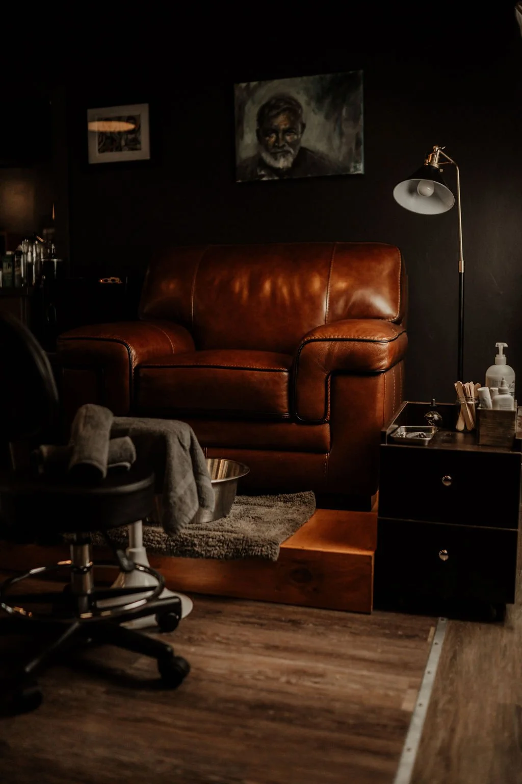 Barber Shop Midland ON | Hemingway's Barber & Social Club