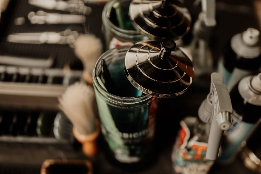 Barber Shop Midland ON | Hemingway's Barber & Social Club