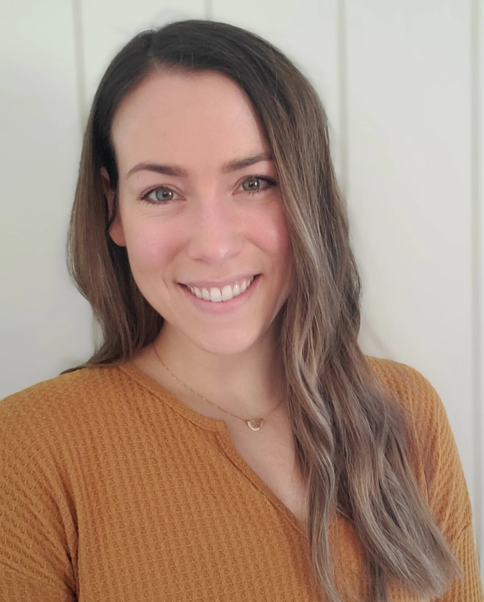 Virtual Therapy for Professionals in Ontario | Megan Strachan