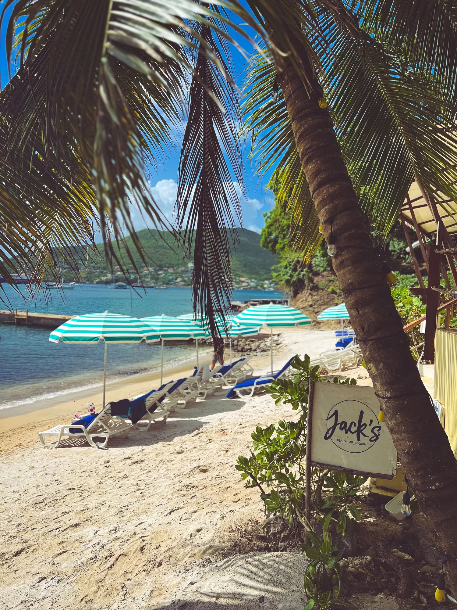 Jacks Beach Bar, Bequia, The Grenadines