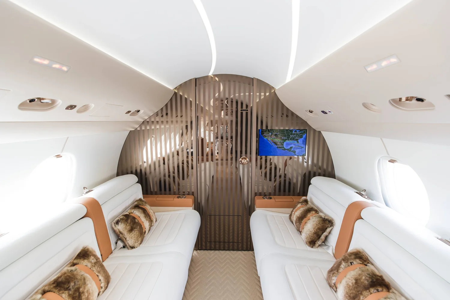 Dassault Falcon 7X x ARRCC | VIP Completions