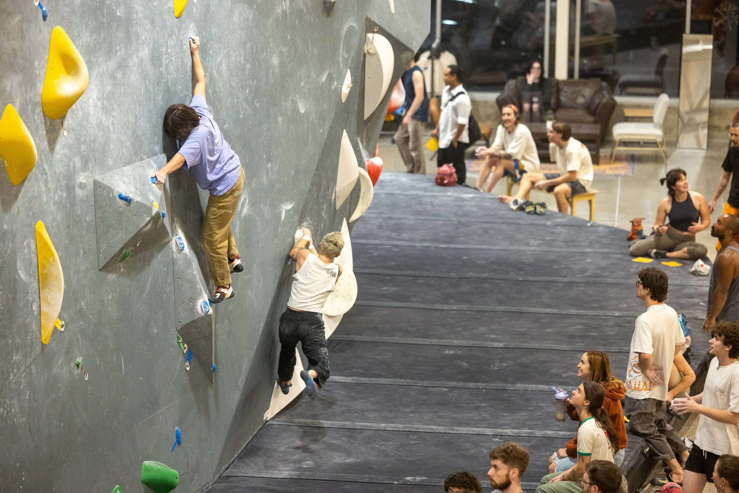 Tomo Bouldering Club