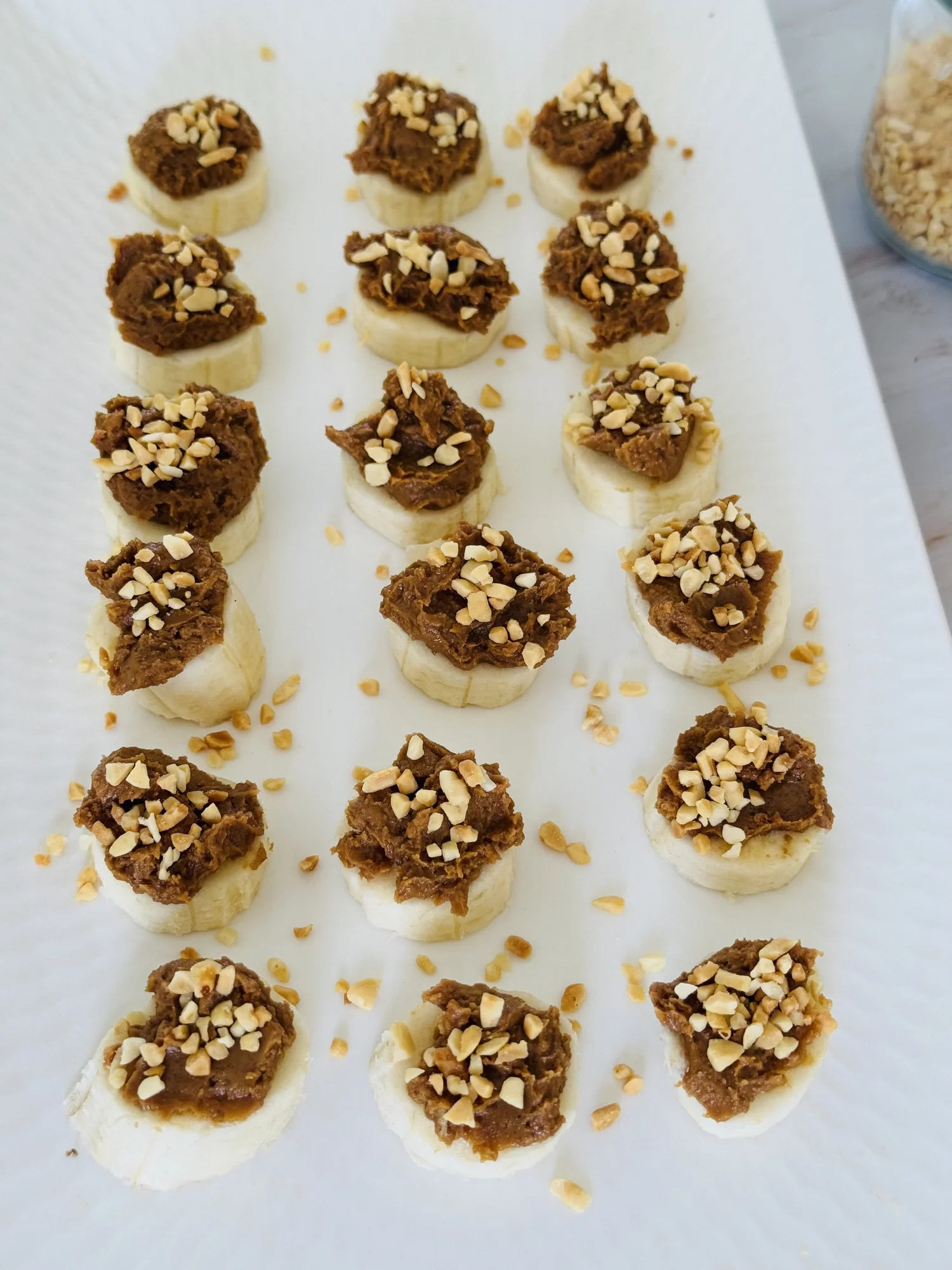 3-Minute Banana Biscoff Bites – Healthy, Easy & Only 315 Calories ...