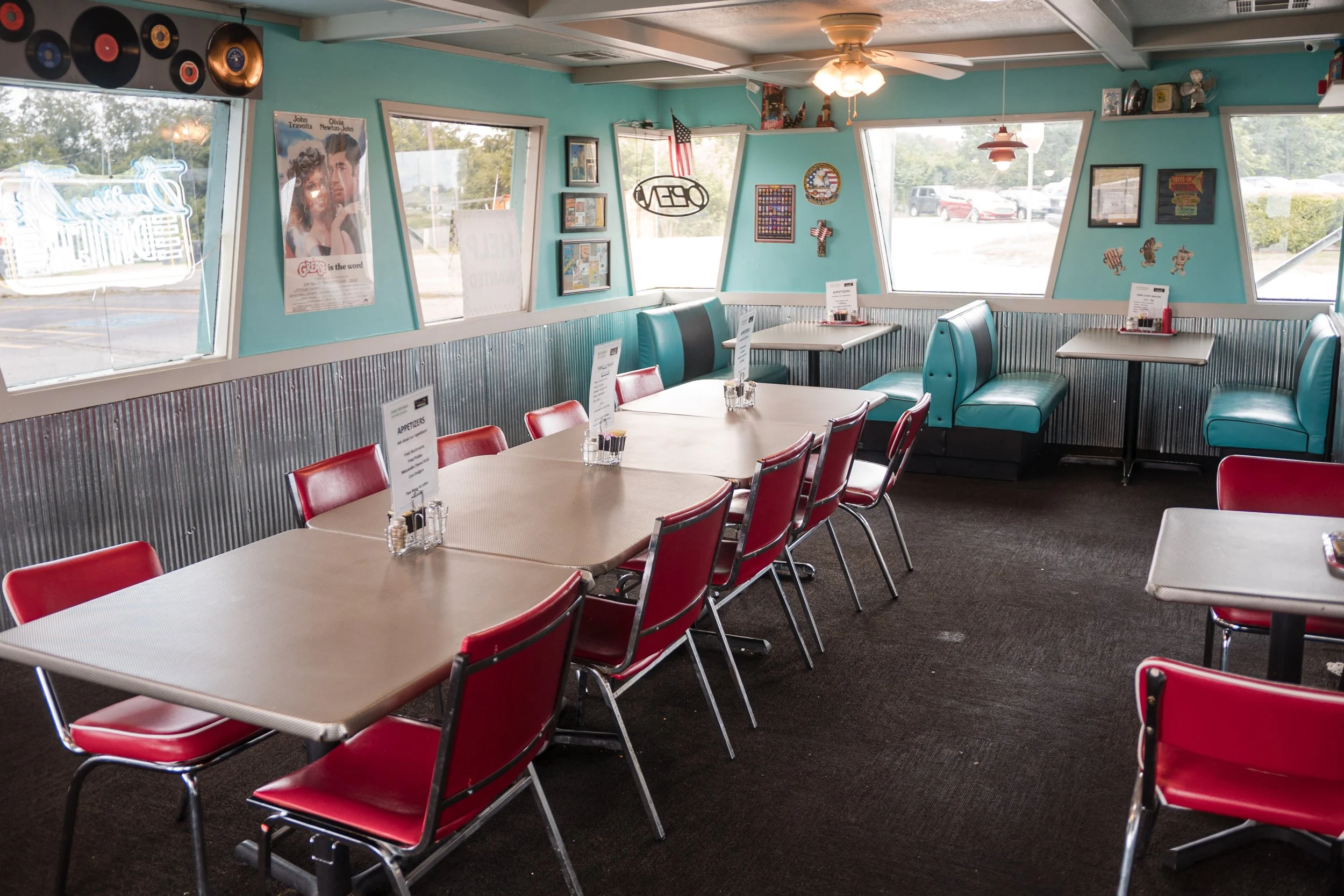 Dairy Dip Diner: A Classic 50s Dining Experience in Arkansas