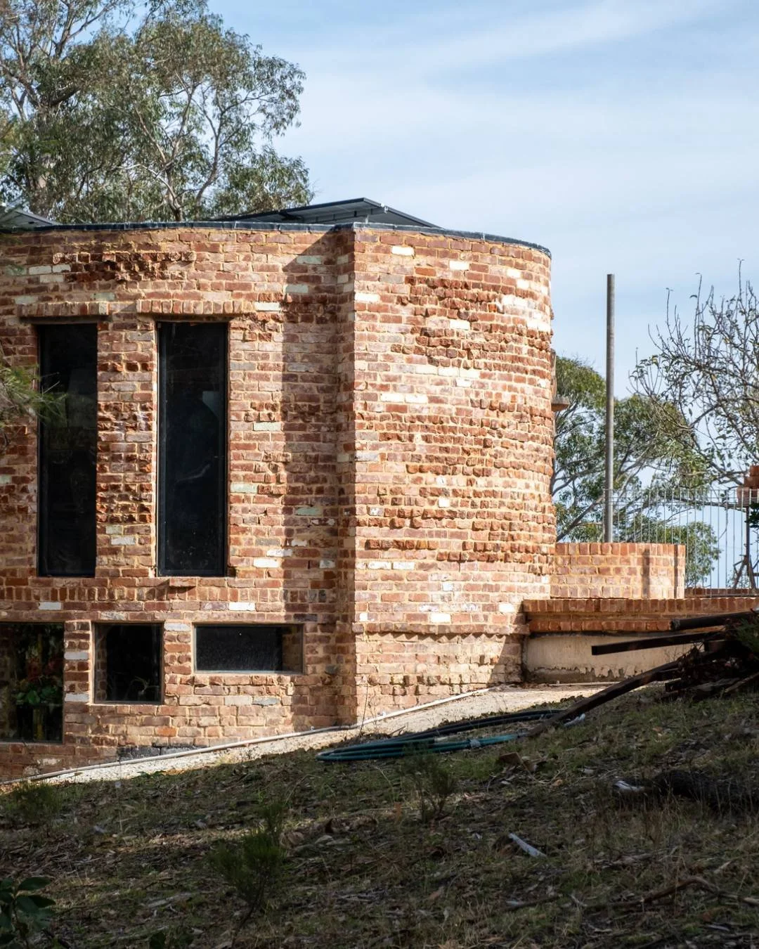 BOLLO - bricks, reclaimed wood and recycled building materials for ...
