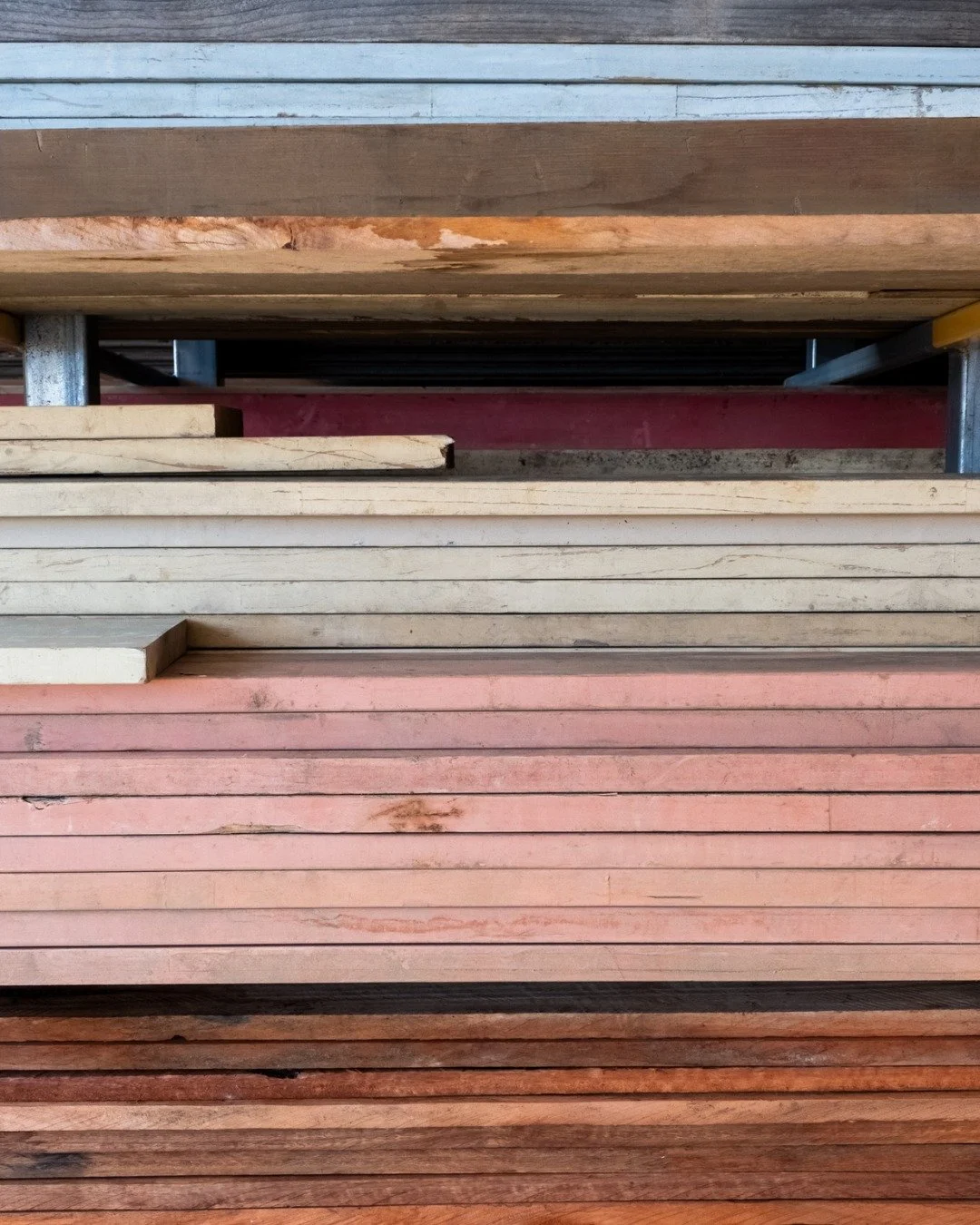 BOLLO - bricks, reclaimed wood and recycled building materials for ...