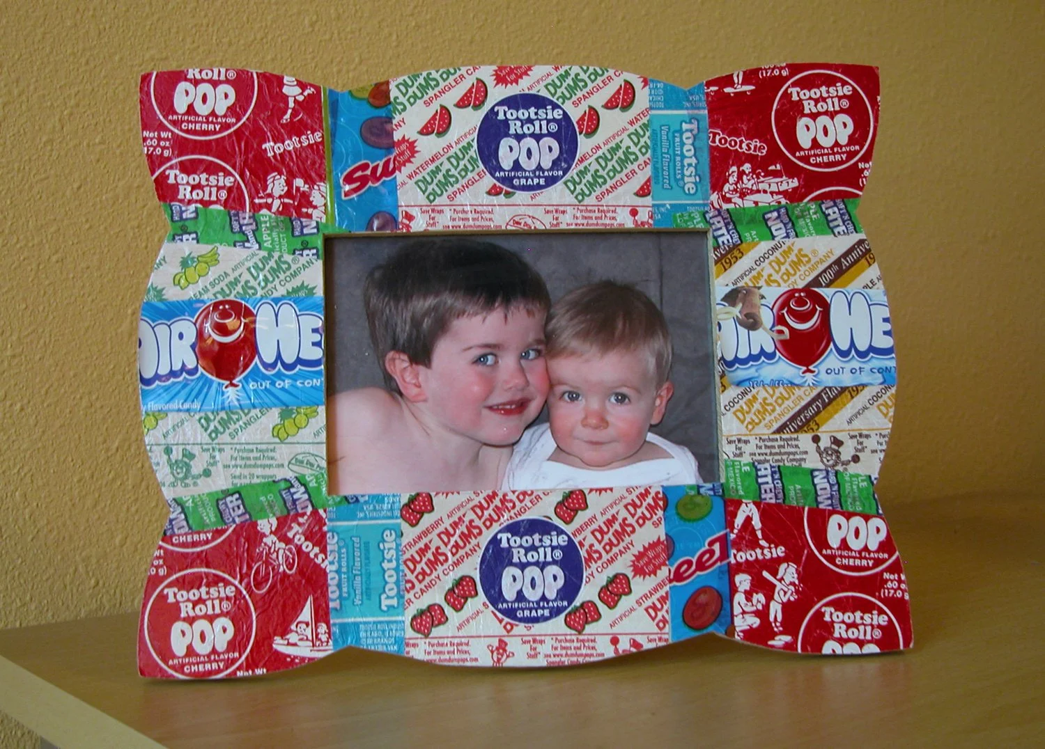 20 Easy Candy Wrapper Crafts for Kids & Adults (Post-Halloween Projects ...